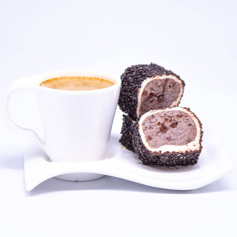 Royal Oreo and Cream Roll Loukoum | Délice Land
