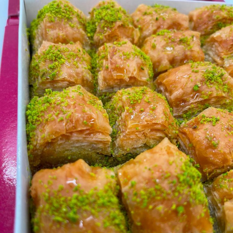 Christmas Baklava Box | Délice Land